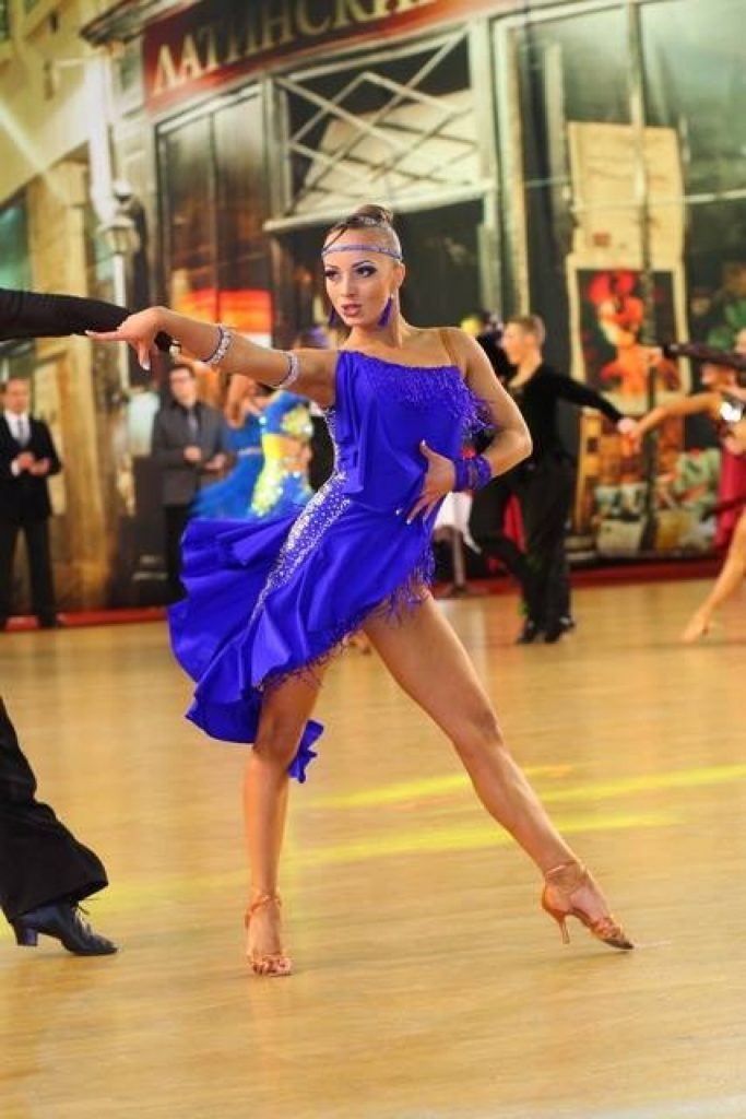 5 Arm Styling Exercises for the Ballroom Dancer - Joy of Dance